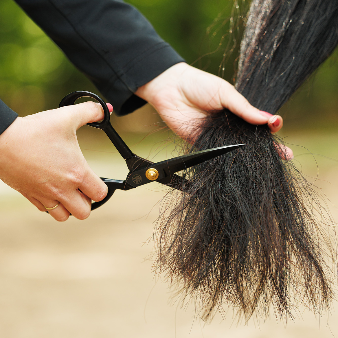 Horse Tail Trimming Scissors - Hairy Pony